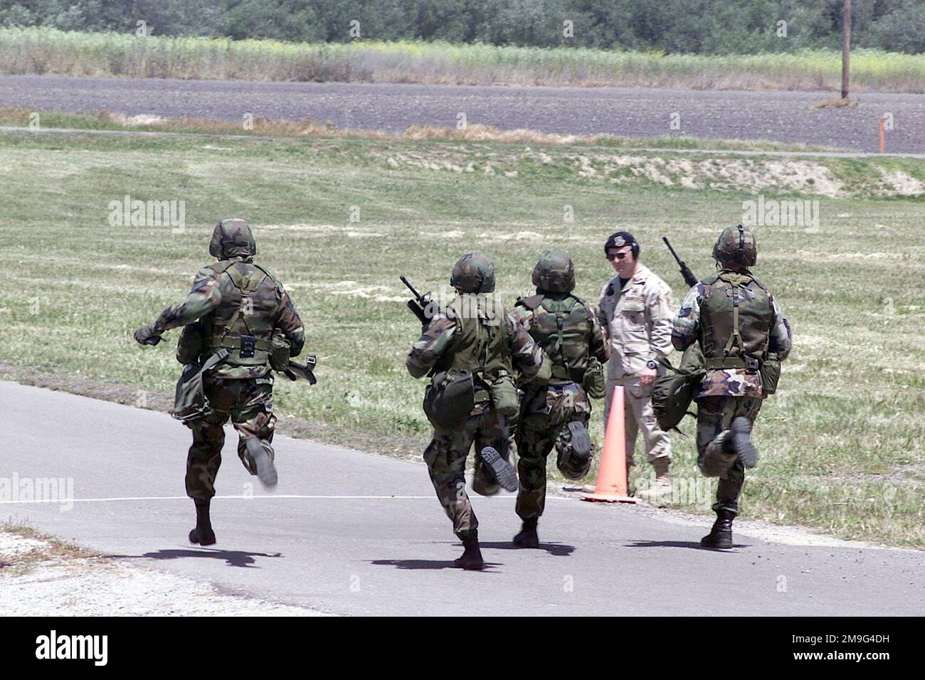 Race to space 2001 hi-res stock photography and images - Alamy