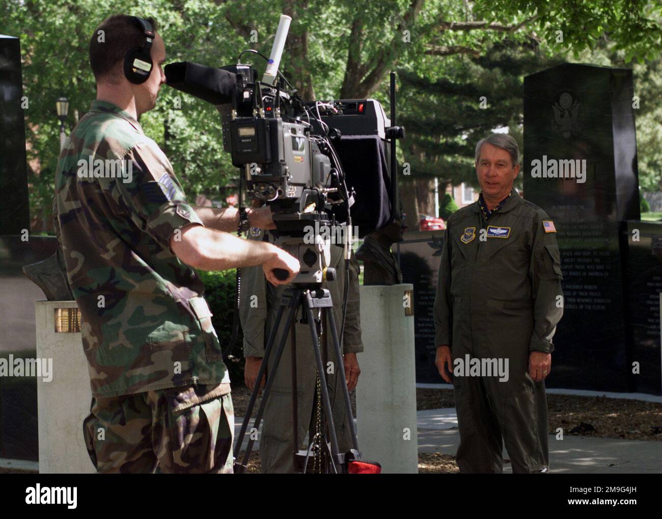 Former Military Airlift Command Commander and the first US ...