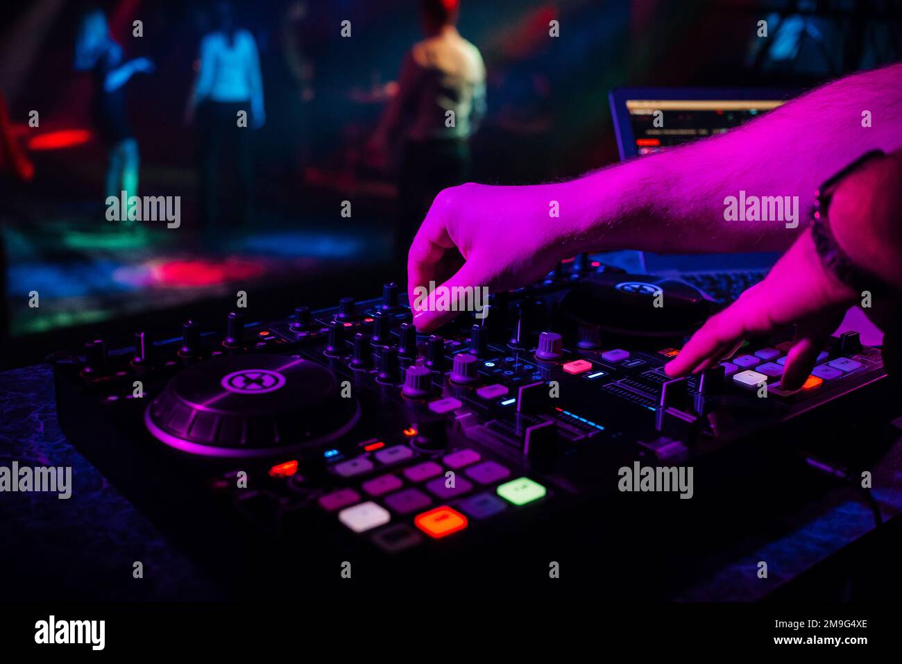 Music studio mixer booth hi-res stock photography and images - Alamy