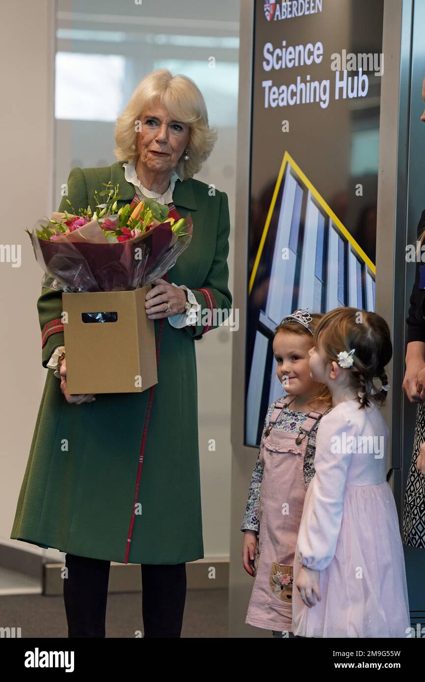 Queen elspeth hi-res stock photography and images - Alamy