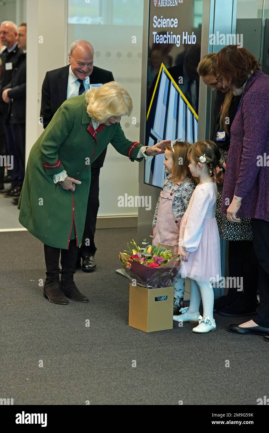 Queen elspeth hi-res stock photography and images - Alamy