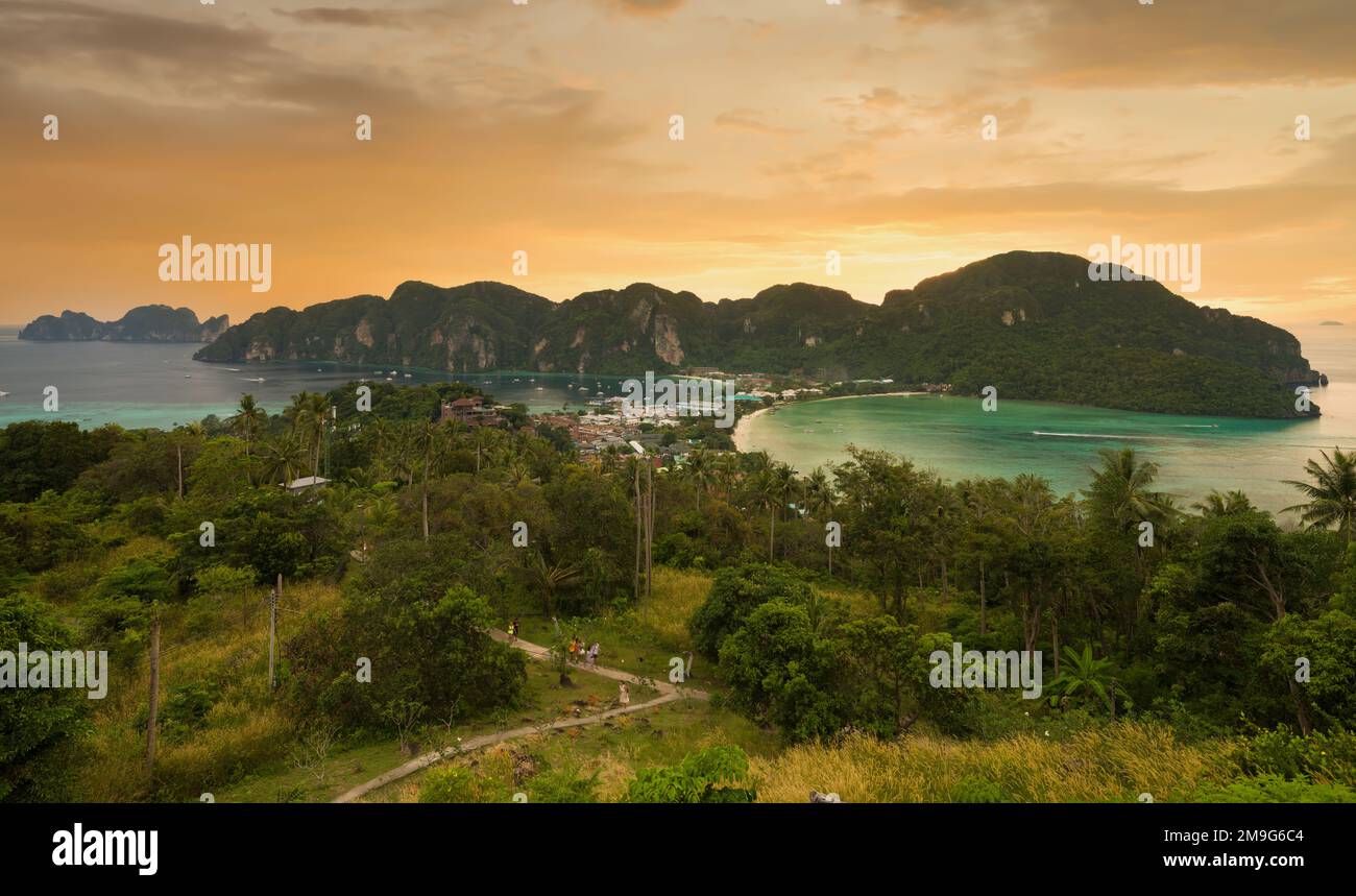 Every time you visit the beach hi-res stock photography and images - Alamy