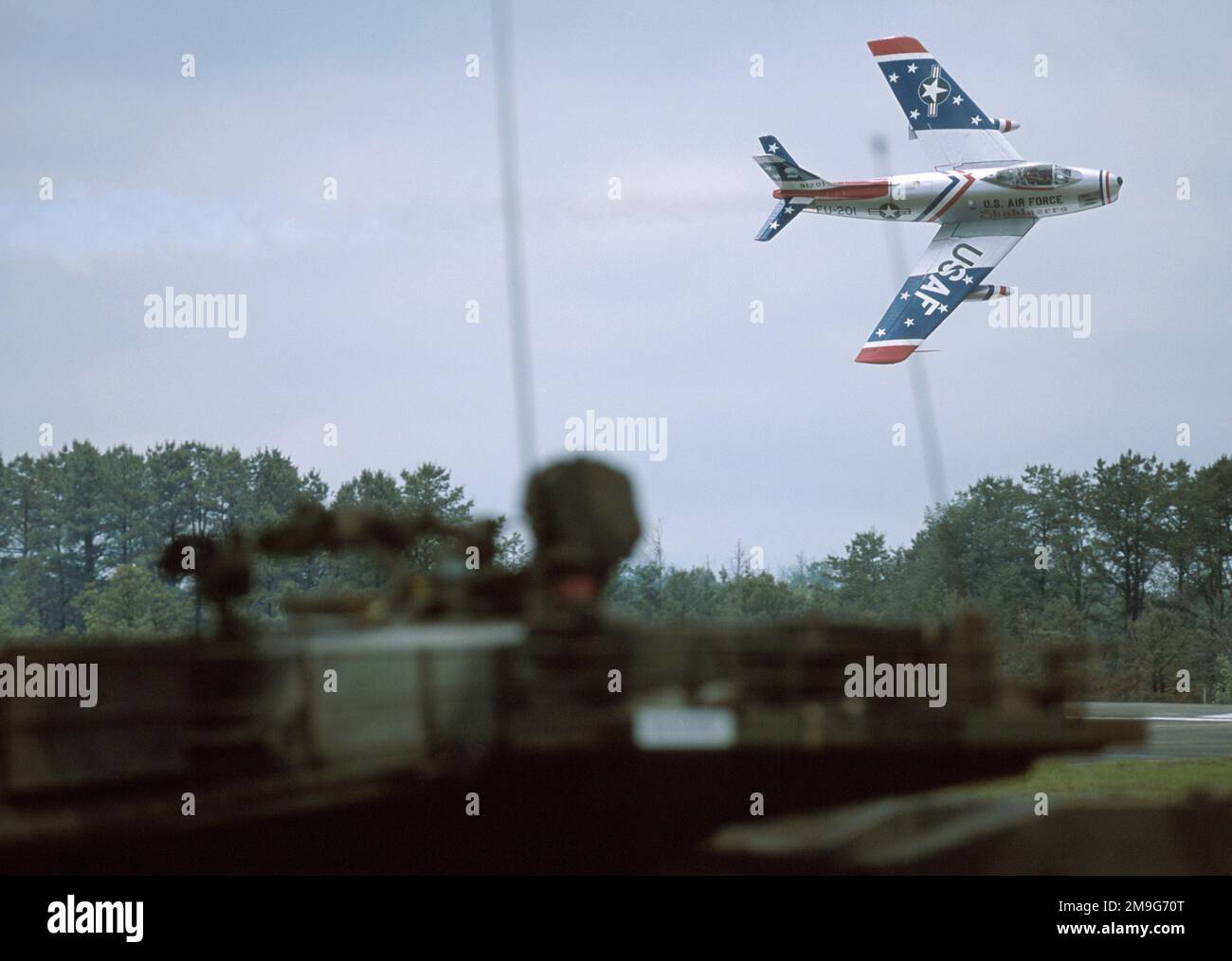 Dale Snodgrass, former F-14 Tomcat demo pilot and retired US Navy ...