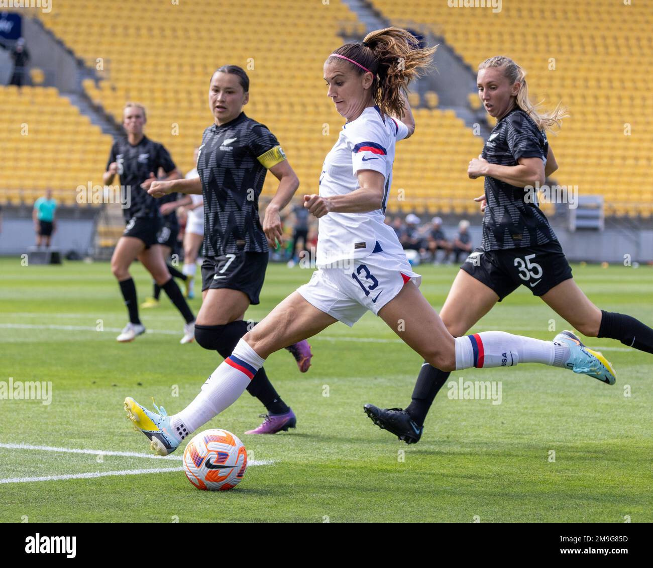 Sky stadium wellington hi-res stock photography and images - Alamy