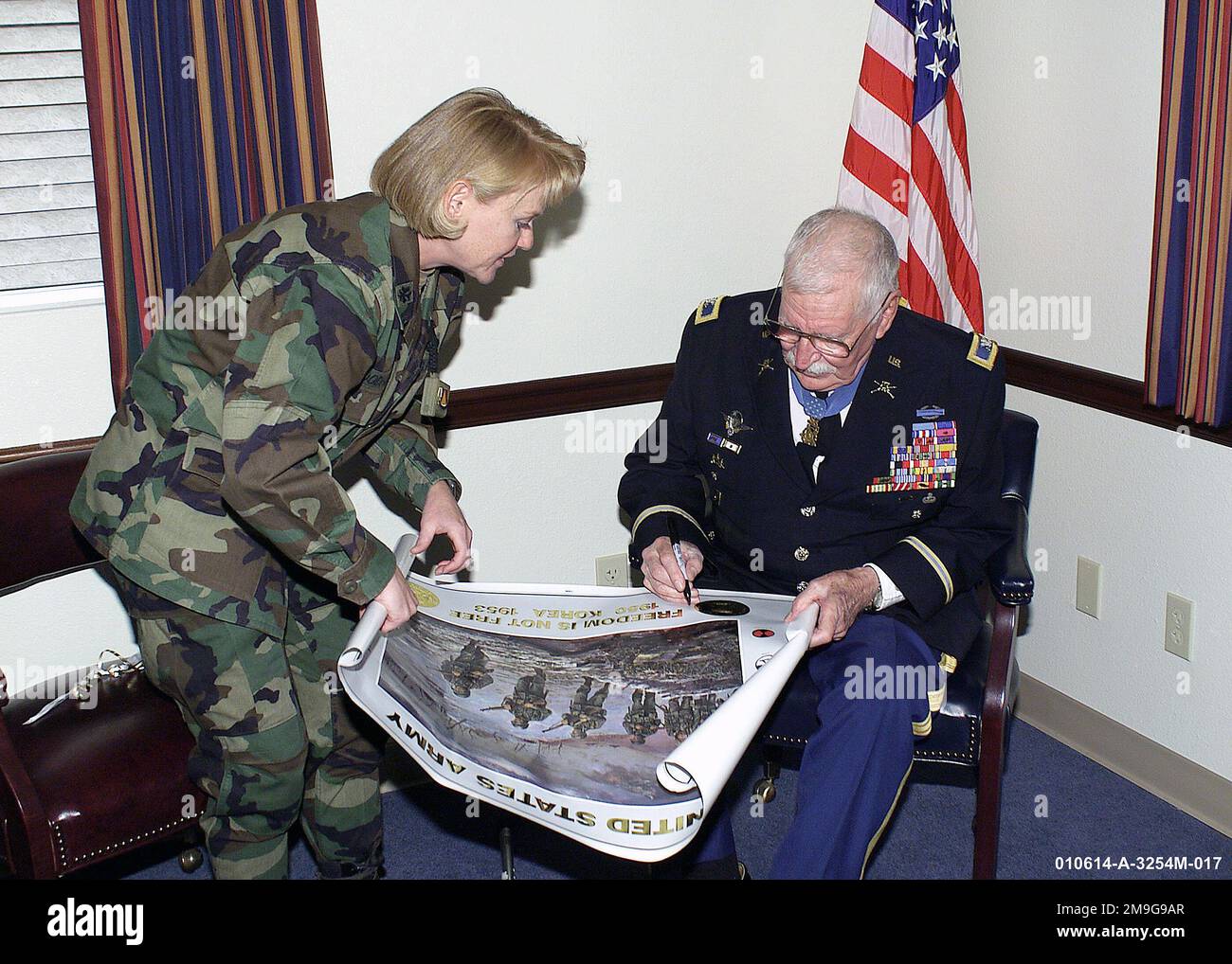 Robert ali pao hi-res stock photography and images - Alamy