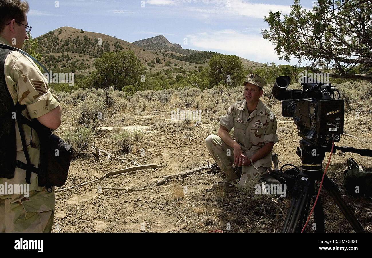 From left, STAFF Sergeant Mike Smith a videographer for the 1ST Combat ...