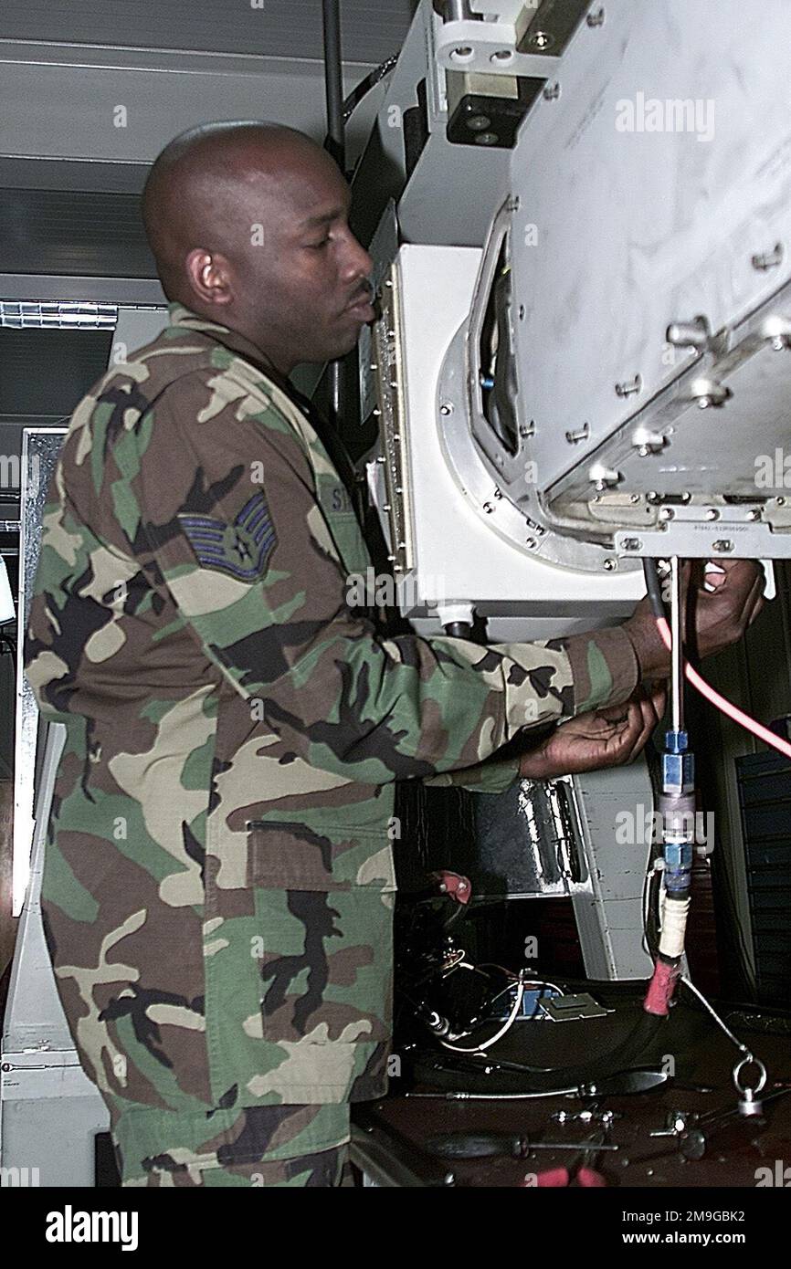 Electronic warfare pod hi-res stock photography and images - Alamy