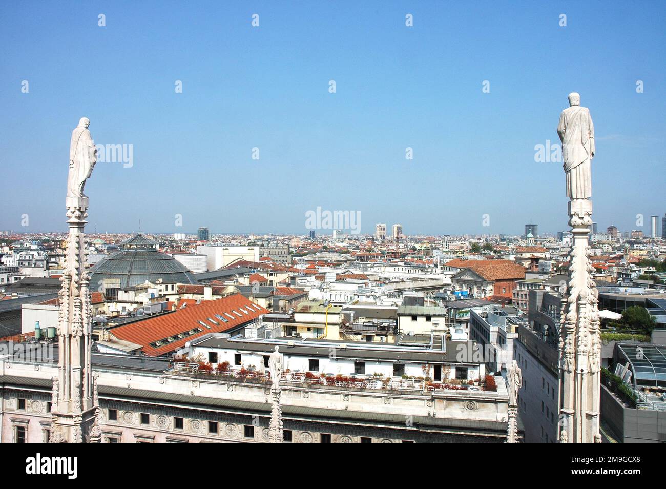 Milan Cathedral - rooftop view Stock Photo - Alamy