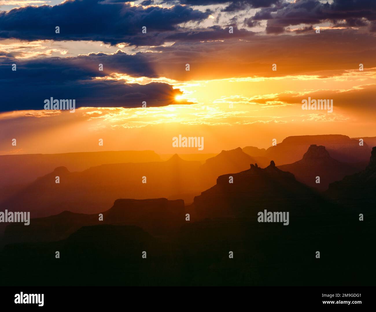 Angels Gate rock formation silhouette at sunset, Navajo Point, Grand ...
