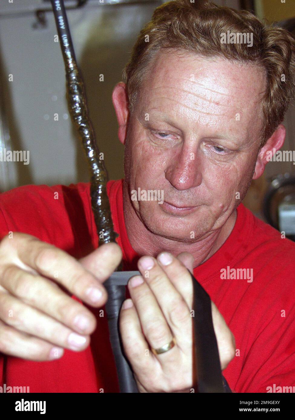 010808-N-0715P-011. Base: Dsv Rockwater 2 Scene Major Command Shown ...