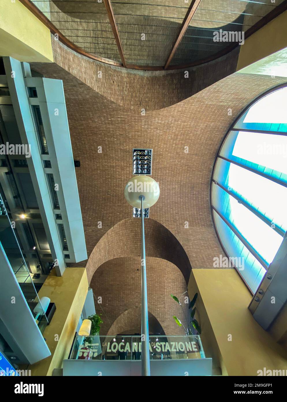 Termini Roma Railway station Stock Photo - Alamy