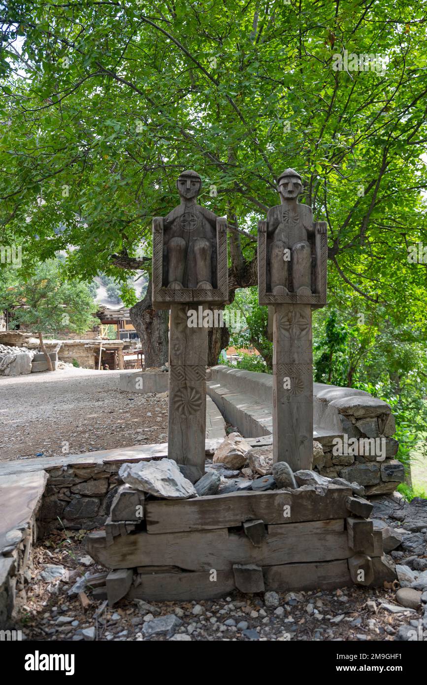 A couple of "gandao" statue, wooden image dedicated to departed ...