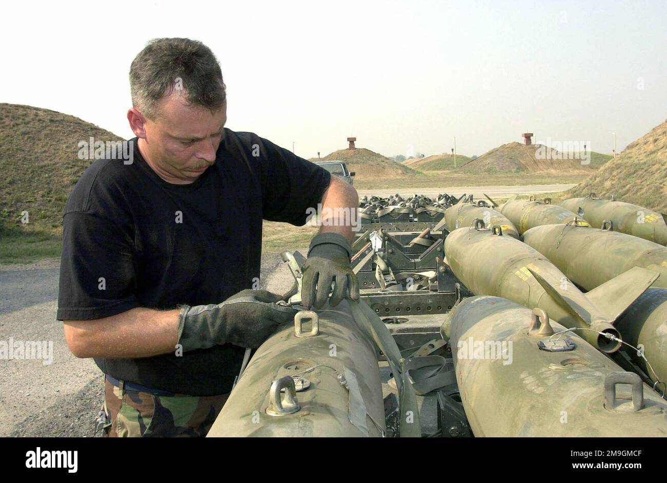 010925-F-9528H-010. Subject Operation/Series: NORTHERN WATCH Base ...