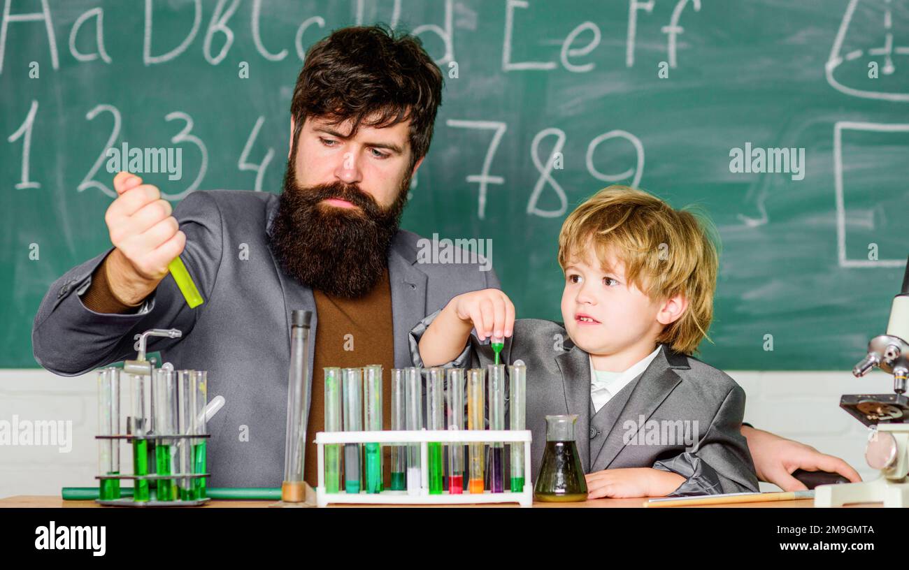 Genius minds. Genius kid. Joys and challenges raising gifted child ...