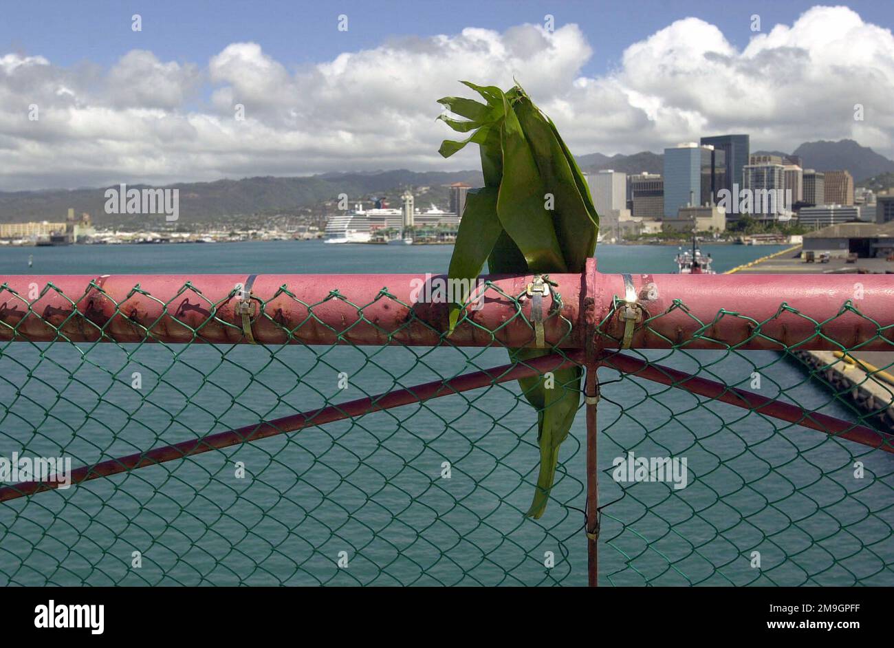 011008-N-9818S-007. Base: Dsv Rockwater 2 Scene Major Command Shown ...