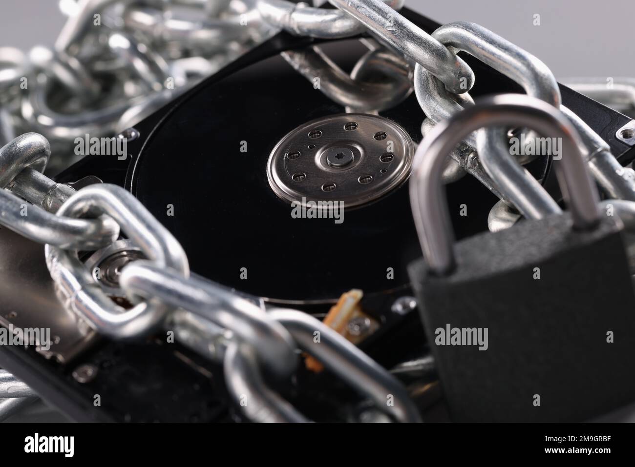 Magnetic lock hi-res stock photography and images - Alamy