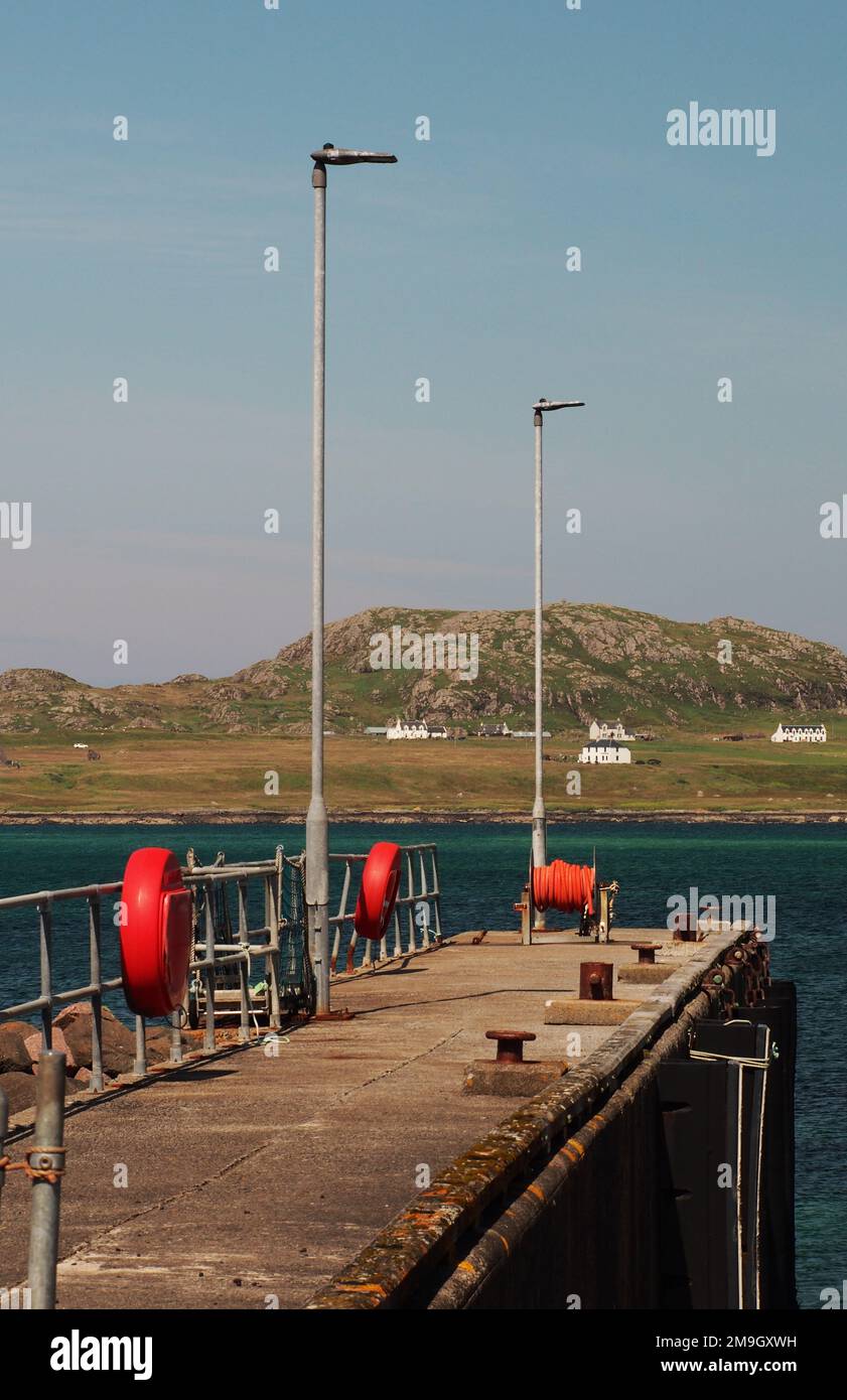 Looking from the jetty at Fionnphort across the Sound of Iona to the ...