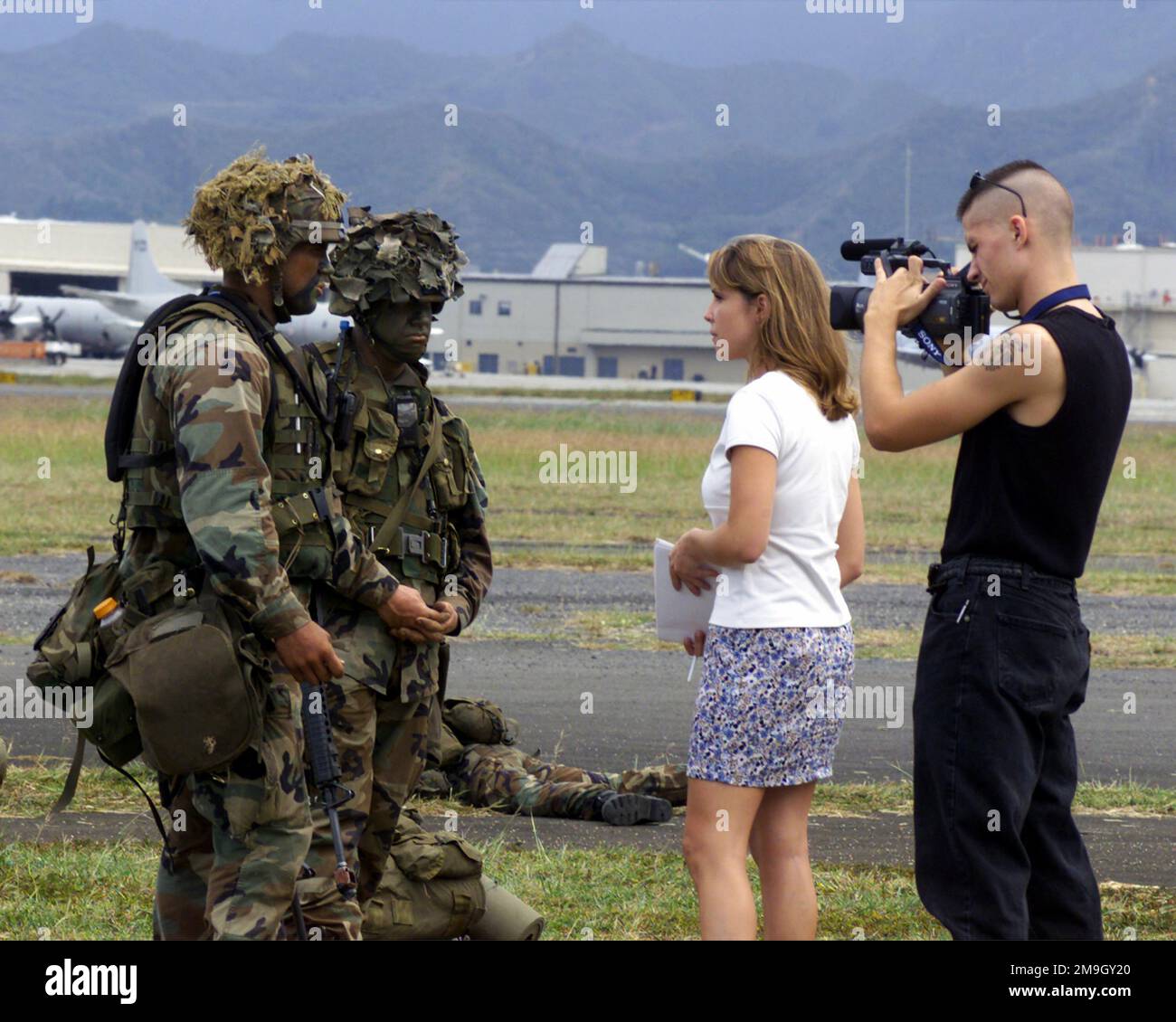 Cwo2 b t tho hi-res stock photography and images - Alamy