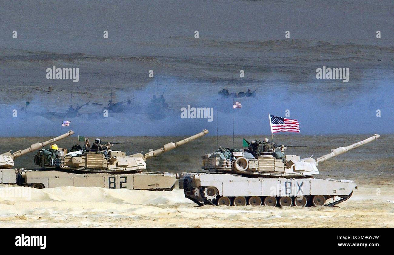 Egyptian tanks hi-res stock photography and images - Alamy