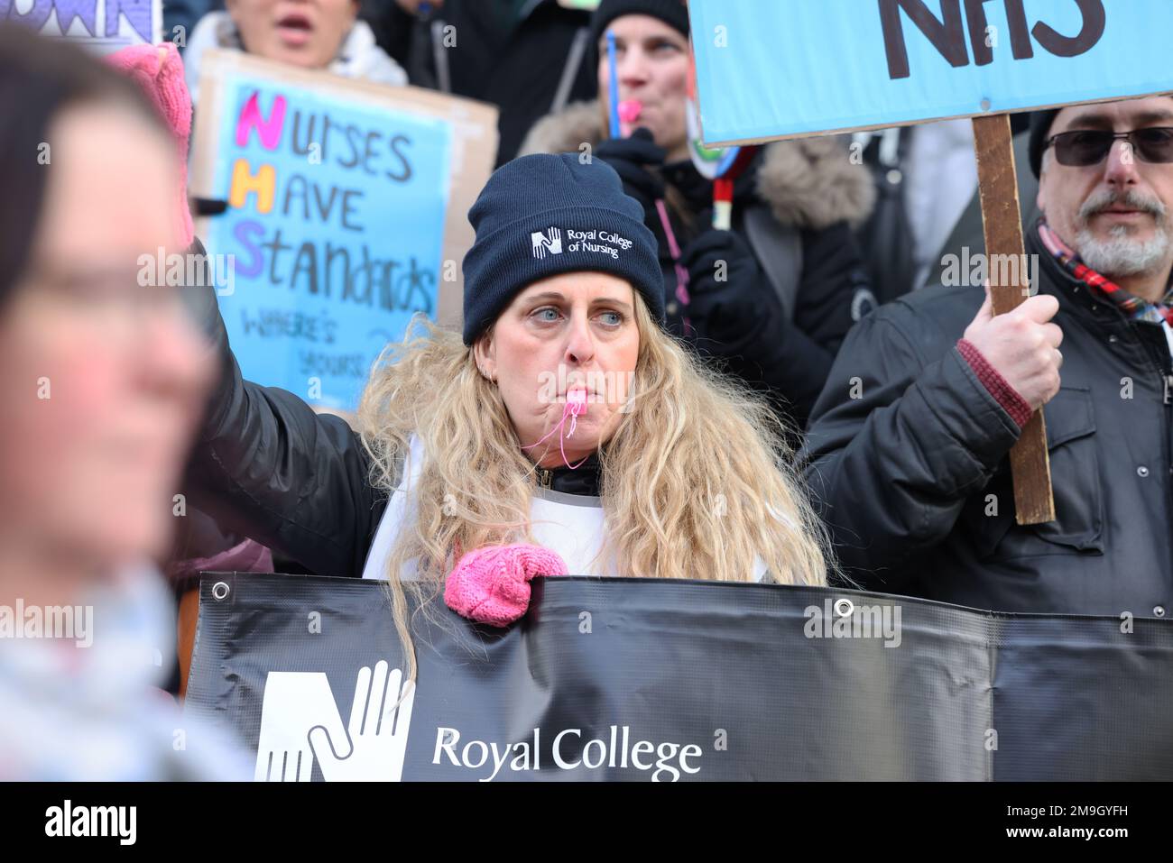 Nhs nurse shortage hi-res stock photography and images - Alamy