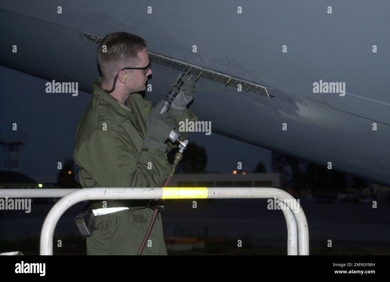 SENIOR AIRMAN Derek Turnipseed, US Air Force (USAF), structural ...