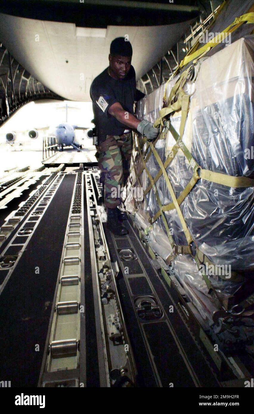 US Air Force (USAF) SENIOR AIRMAN (SRA) Lowell Pointer, 728th Air ...