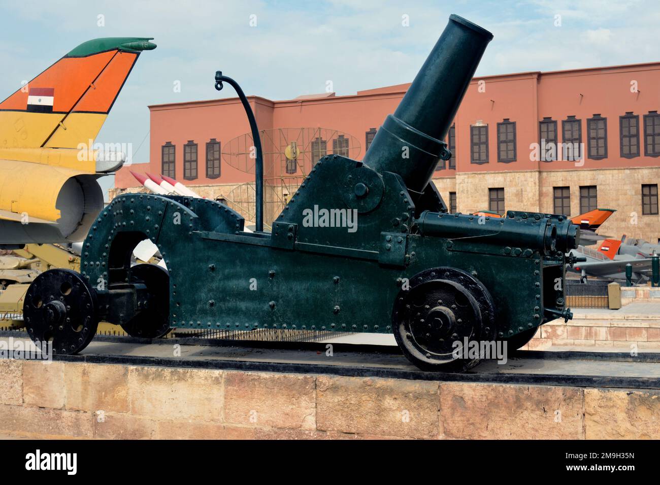Cairo, Egypt, January 7 2023: old Coastal gun mounted on iron rails ...