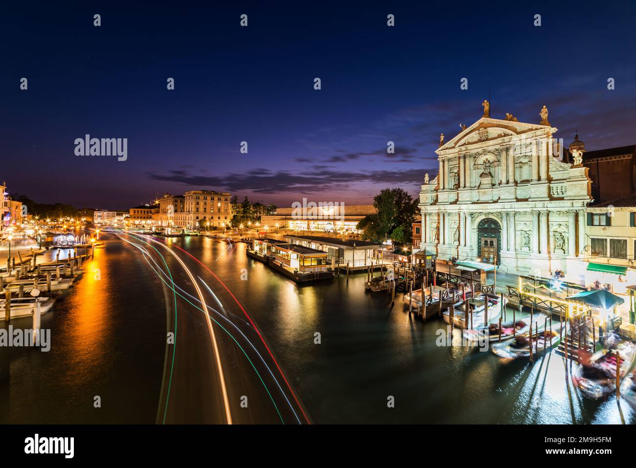 Venice night view hi-res stock photography and images - Alamy