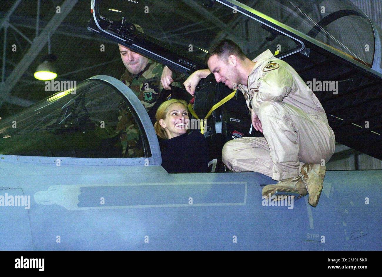 011207-F-9269H-018. Subject Operation/Series: NORTHERN WATCH Base ...