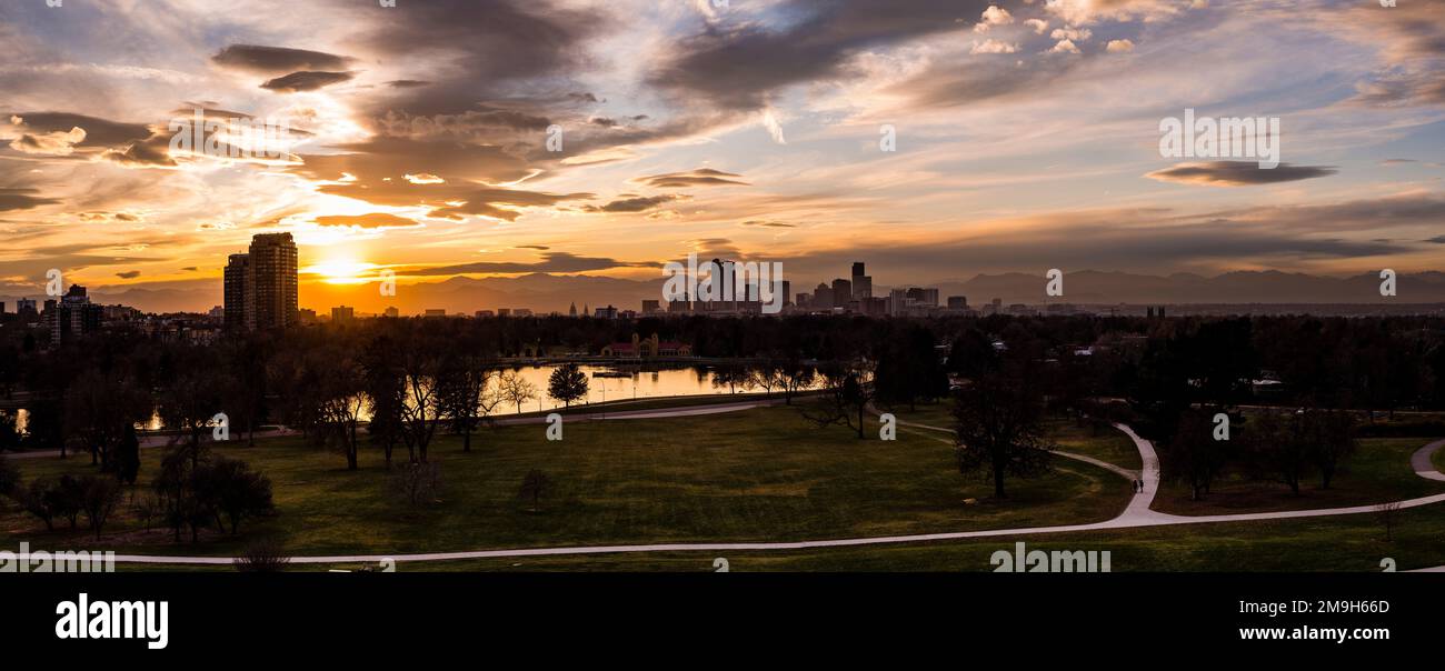 Cityscape of Denver at sunset with skyline silhouette, Colorado, USA ...
