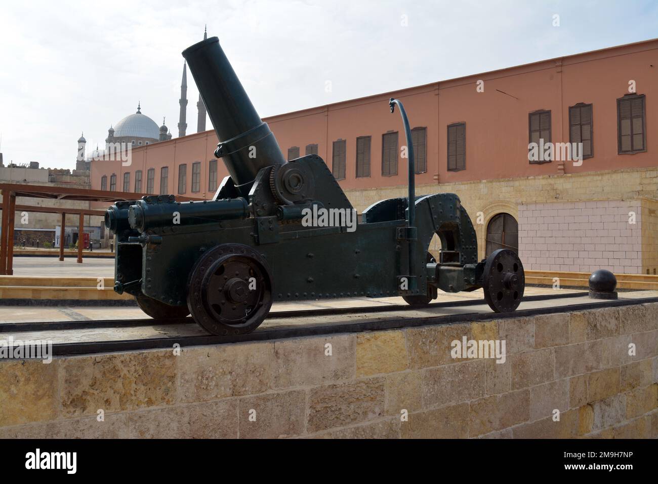Cairo, Egypt, January 7 2023: old Coastal gun mounted on iron rails ...