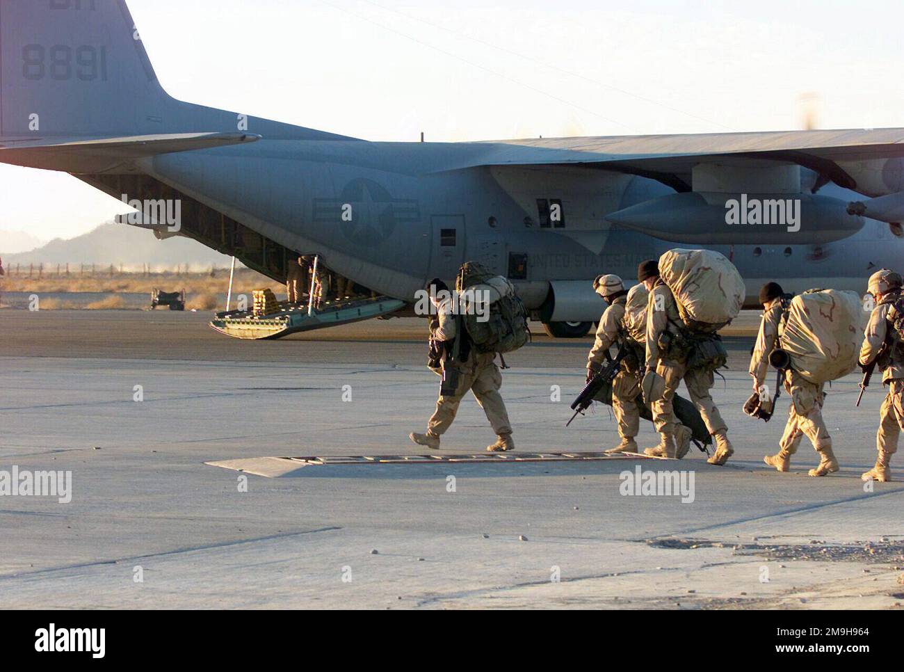Marines with Headquarters Company, Battalion Landing Team 3/6, 26th ...