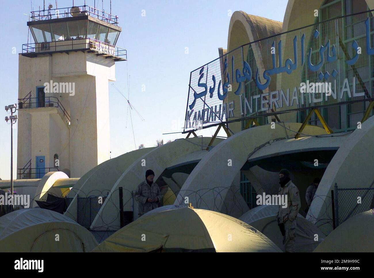 US Marines with Battalion Landing Team 3/6, 26th Marine Expeditionary ...
