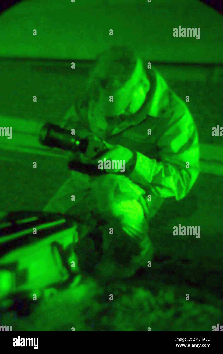 Marine Combat Photographer, Corporal Bryant V. Cox, MARCENT (Marine ...