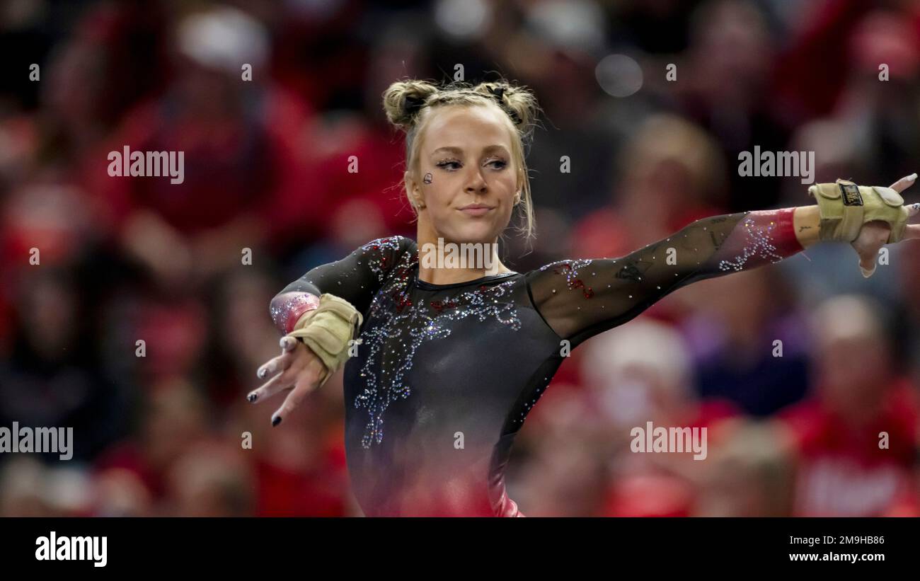 Southern Utah gymnast Ellie Cacciola performs her floor routine during ...