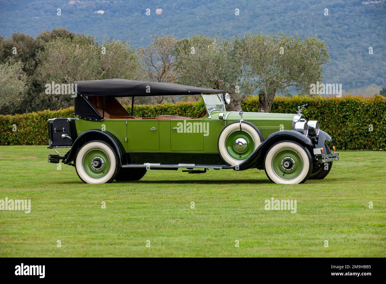 Side view of 1926 Packard Eight 243 7-Passenger Touring car Stock Photo ...