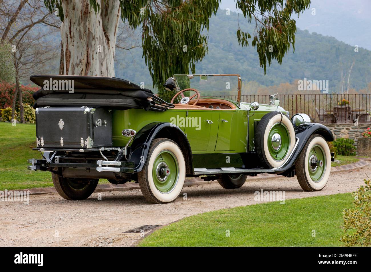 Side view of 1926 Packard Eight 243 7-Passenger Touring car Stock Photo ...