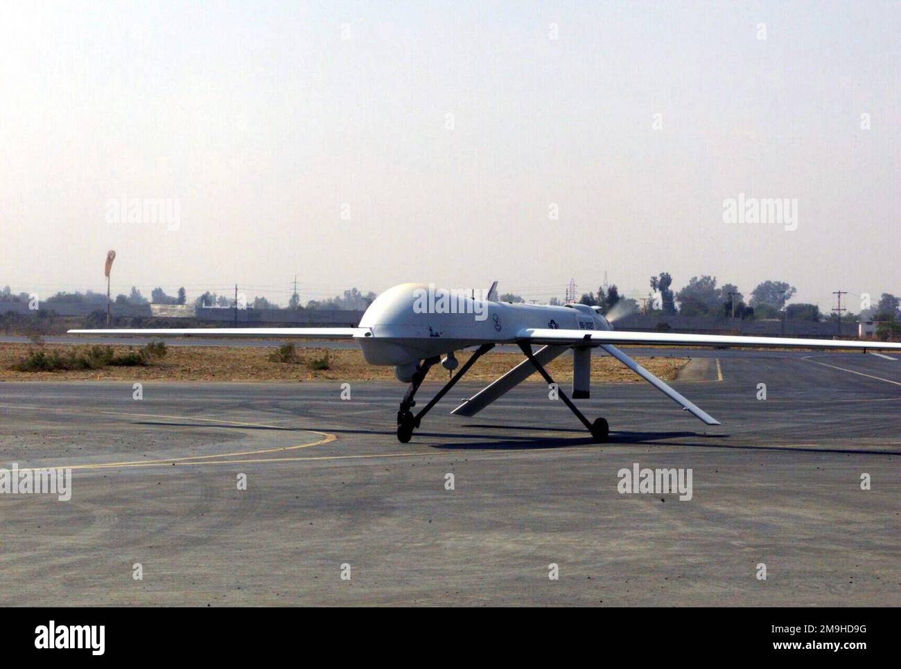 An RQ-1L Predator from the 57th Wing Operations Group, Nellis AFB ...