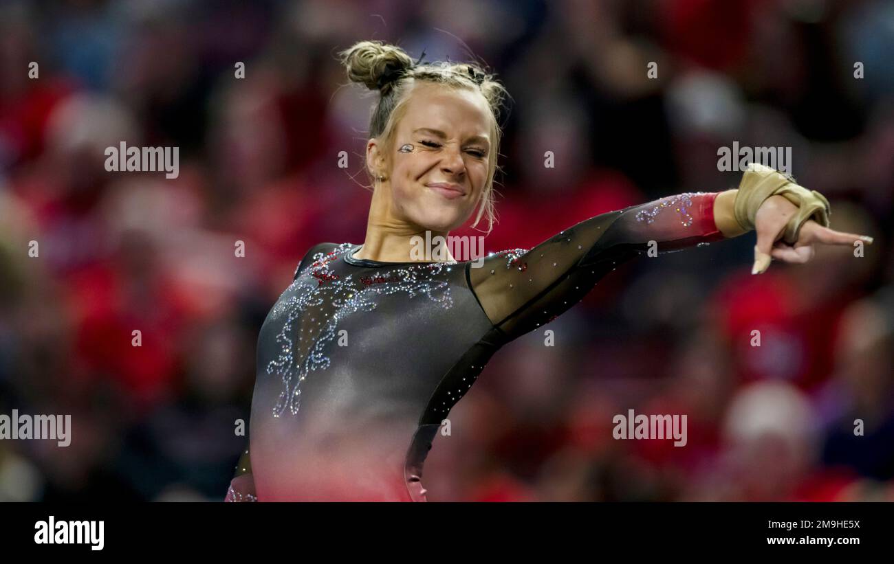 Southern Utah gymnast Ellie Cacciola performs her floor routine during ...