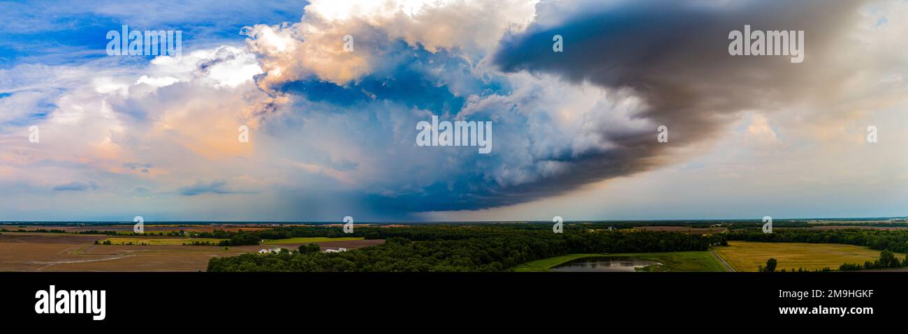 Illinois countryside hi-res stock photography and images - Alamy
