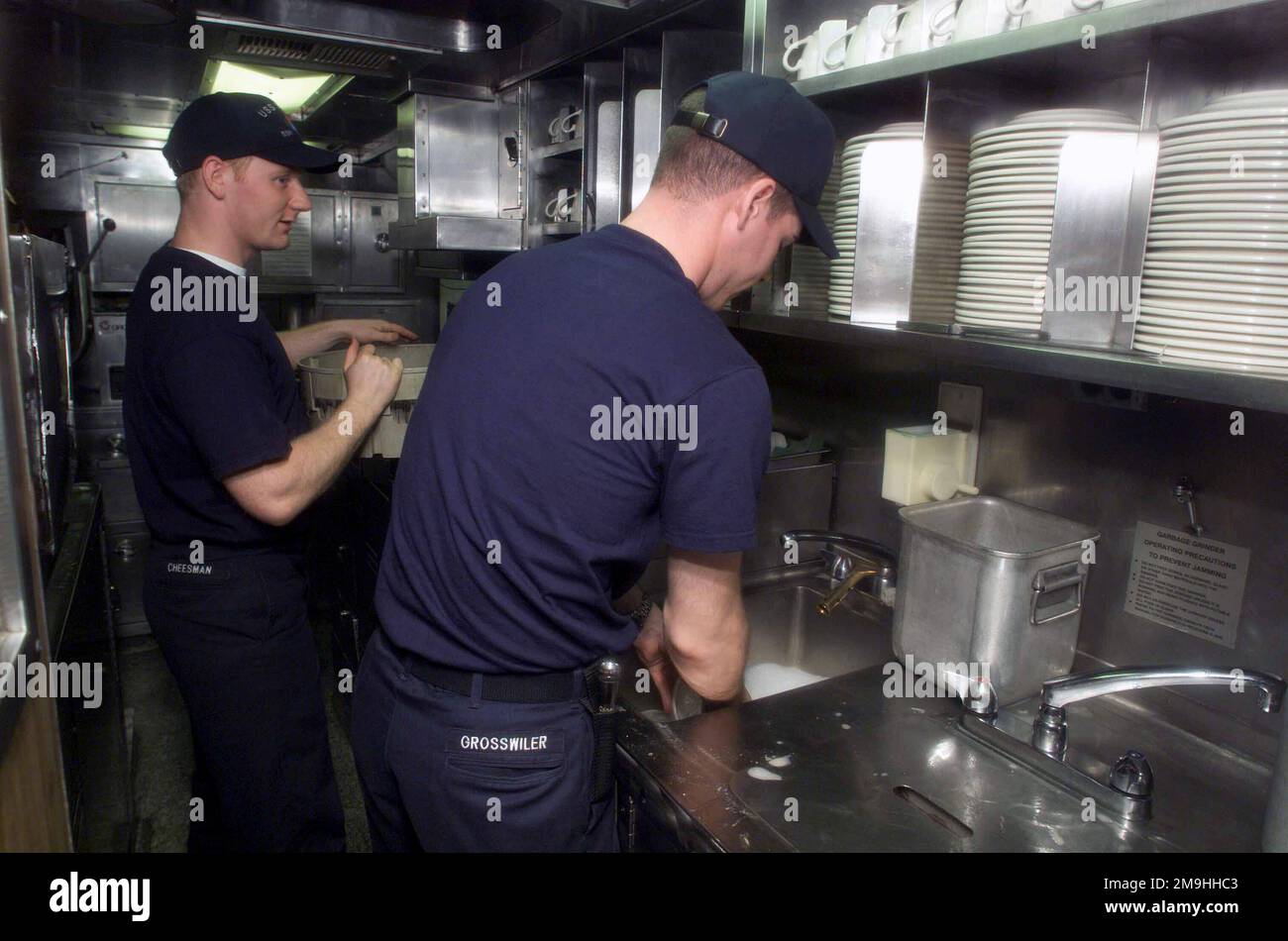 Uss dallas ssn 700 hi-res stock photography and images - Alamy