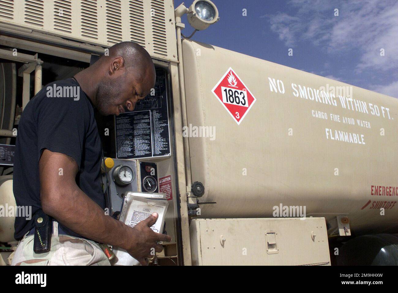 Its traffic management saudi hi-res stock photography and images - Alamy