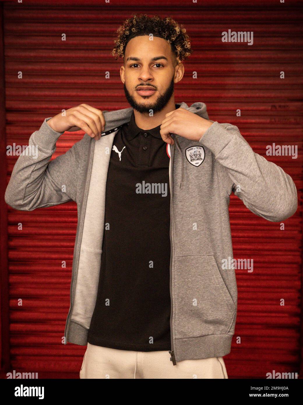 Barry Cotter signs for Barnsley on a 3.5 year deal at Oakwell, Barnsley ...