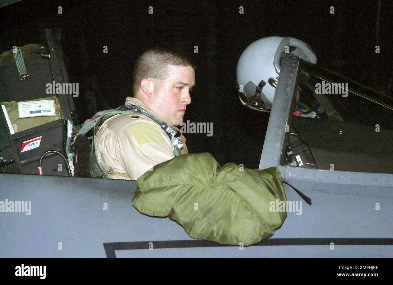 020410-F-6911G-018. Subject Operation/Series: NORTHERN WATCH 2002 Base ...