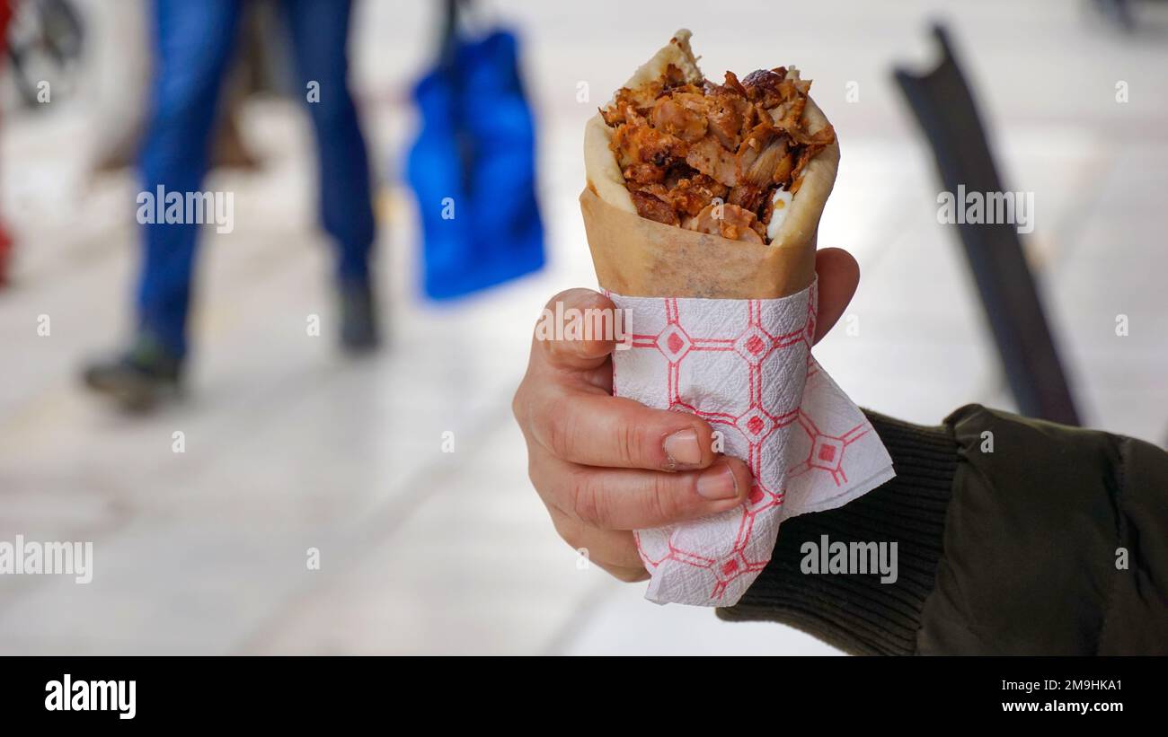 Traditional greek plate break hi-res stock photography and images - Alamy
