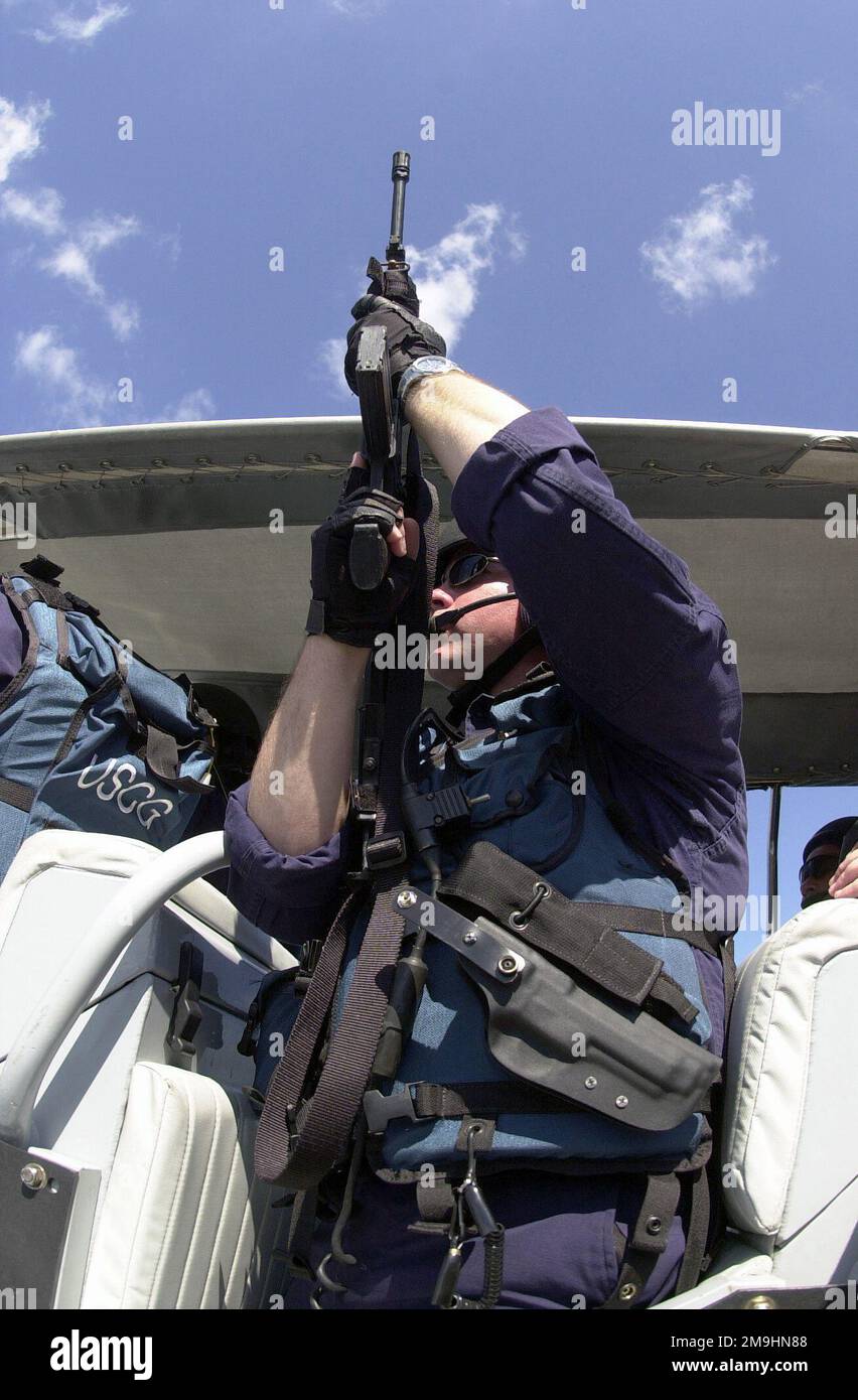 Commander scott beeson hi-res stock photography and images - Alamy