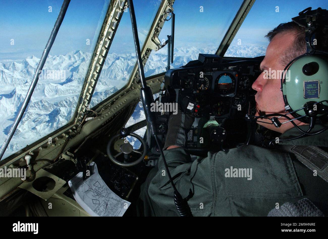 United States Marine Corps (USMC) Captain (CPT) Jeffrey Murphy, Marine ...