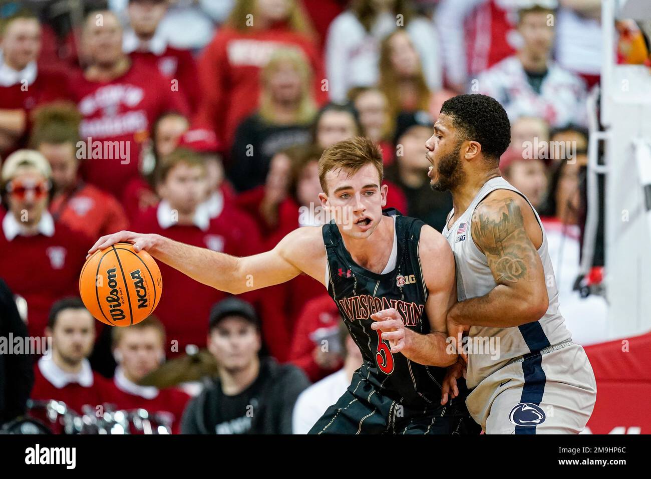 Wisconsin's Tyler Wahl (5) against Penn State's Camren Wynter (11 ...