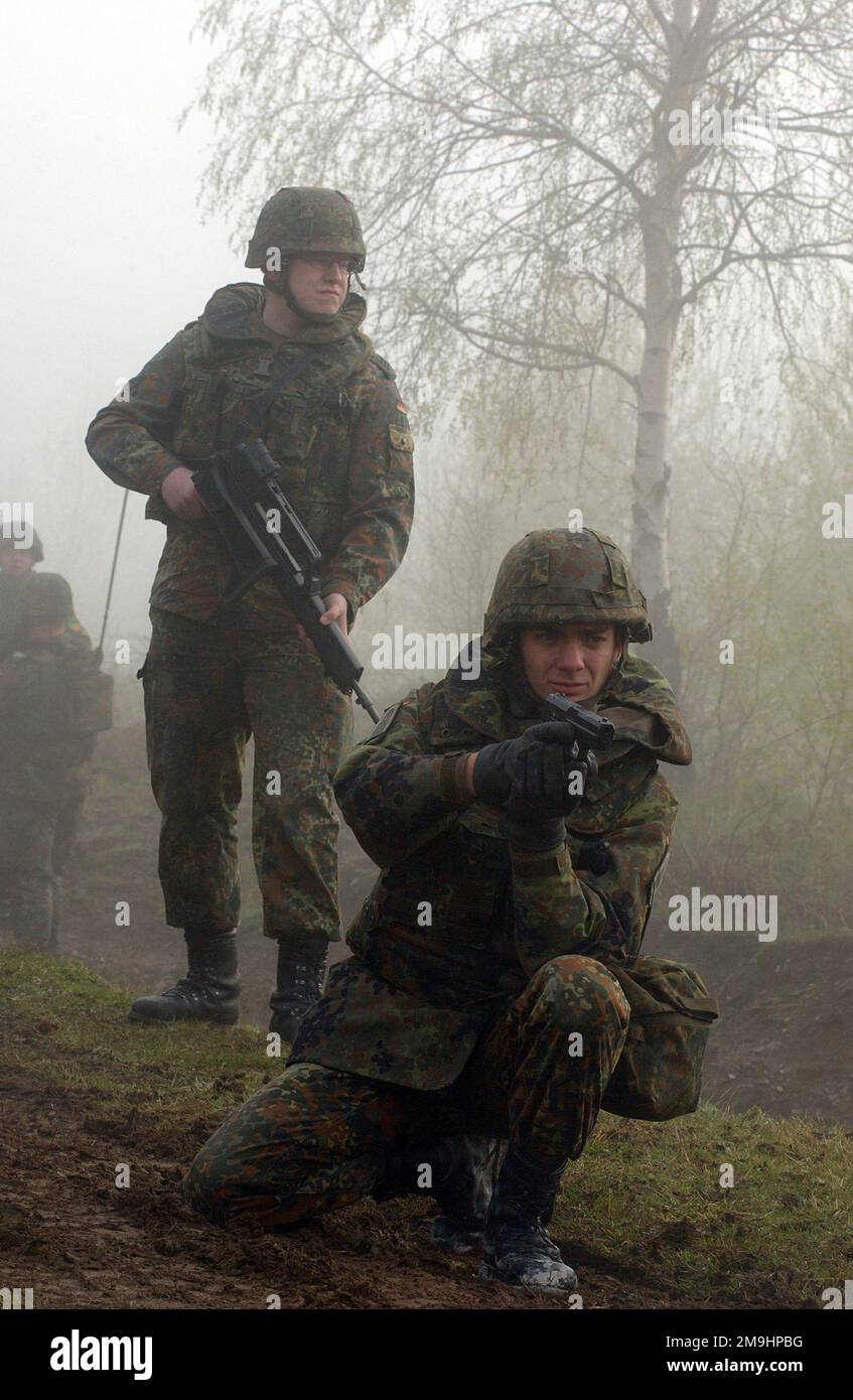 Bosnia operation hi-res stock photography and images - Alamy