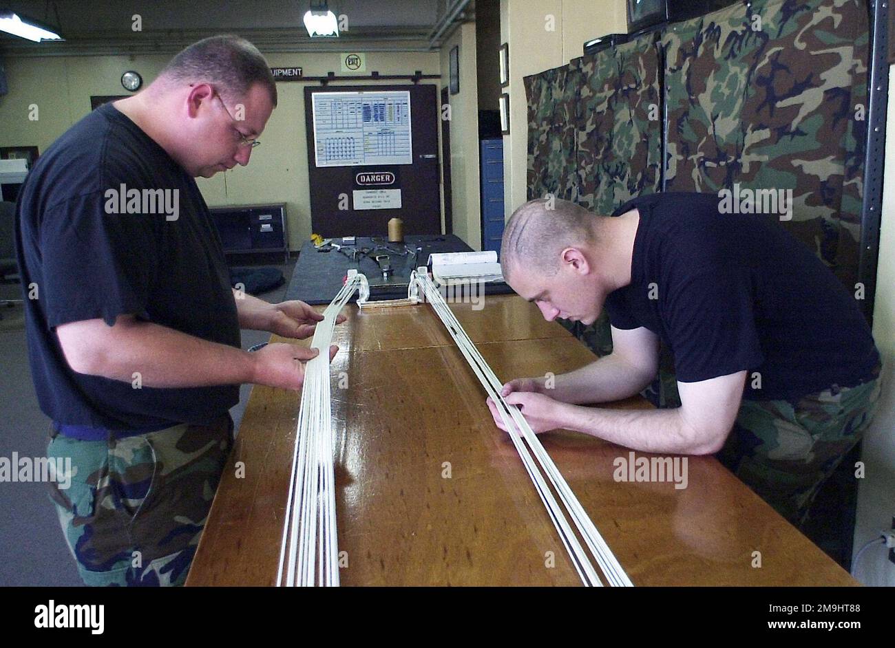 020503-F-3715H-013. Subject Operation/Series: NORTHERN WATCH Base ...